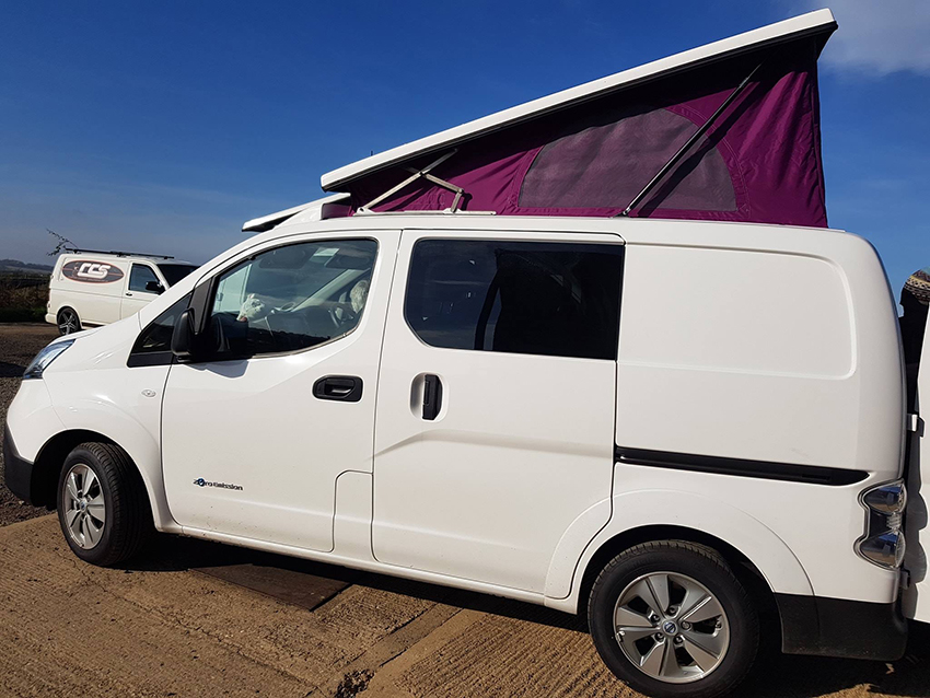 Nissan Van Glass Windows NV 200 2010